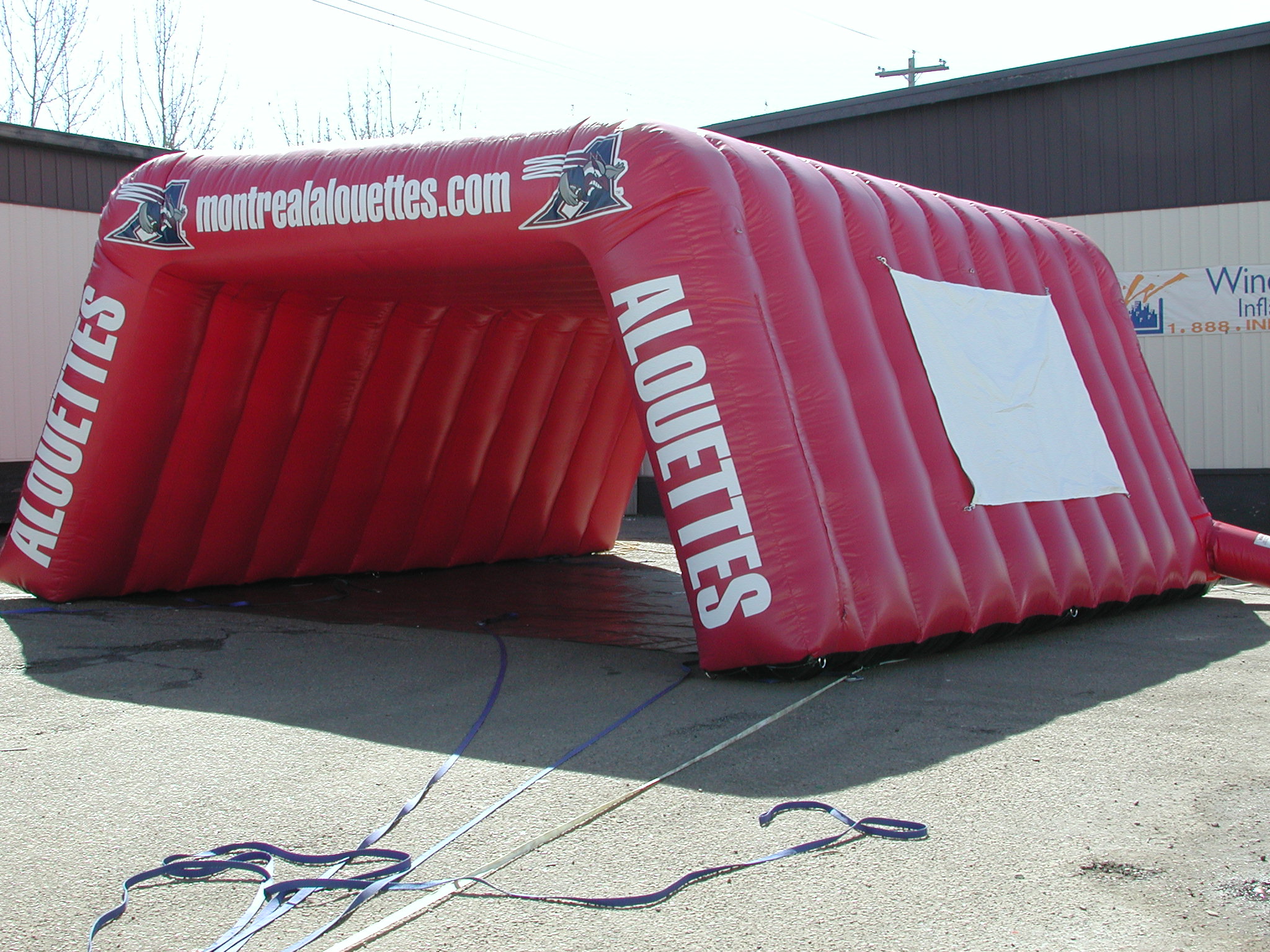 Inflatables | Tunnels - Windship Advertising
